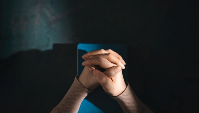 Spotlight: How Touch Deprivation Impacts the Mental Health? - Masketer